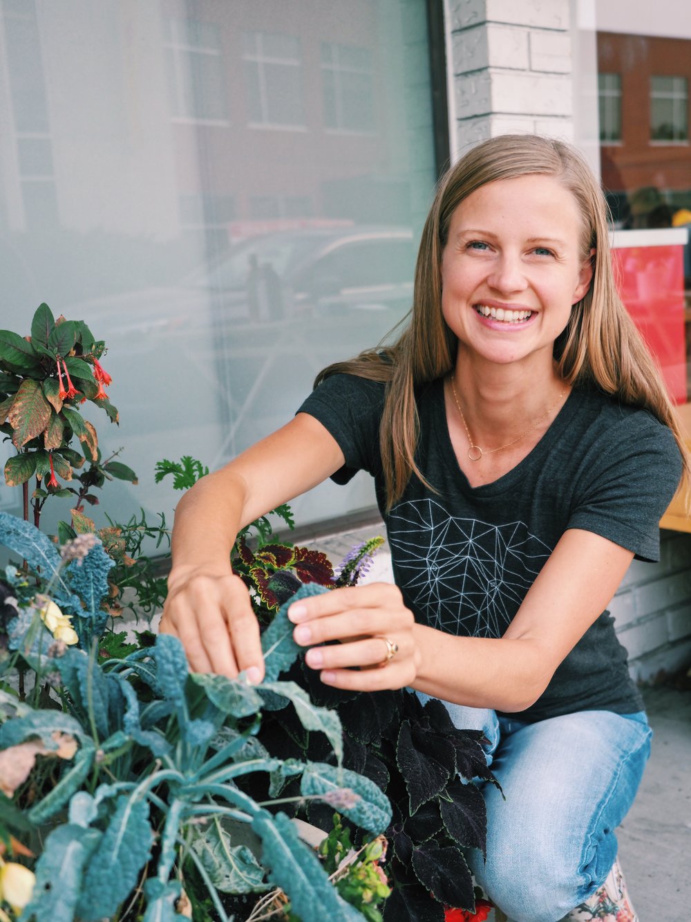 Hooked on People Interview: Easy Animal Free + Lentil Walnut Bolognese